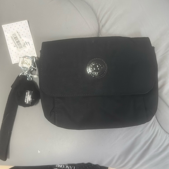 Kipling | Bags | Kipling New With Tags Black Medium Purse With Wrist ...